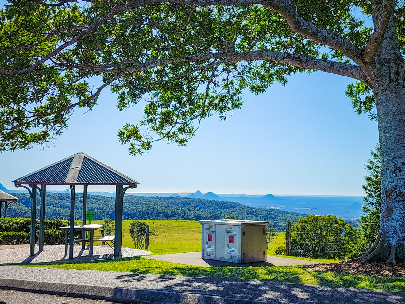 Mount Mee Winter Sky – Join the Adventure®