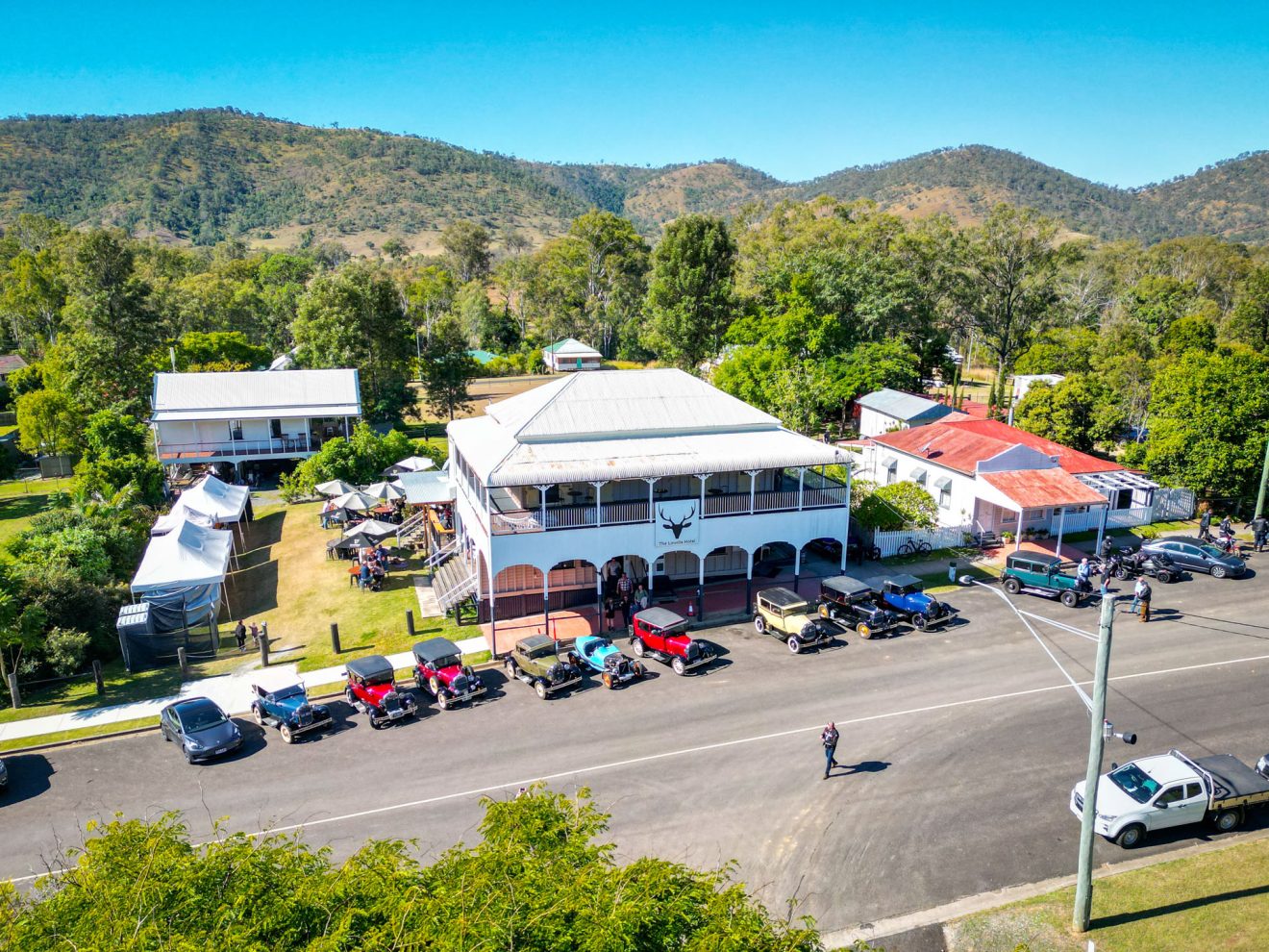 Country Pub Feels, Linville – Join the Adventure®