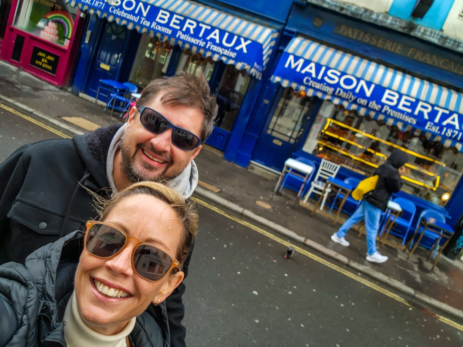 London’s Soho Boasts The Devonshire Pub: Best Pub Ever – Join the ...